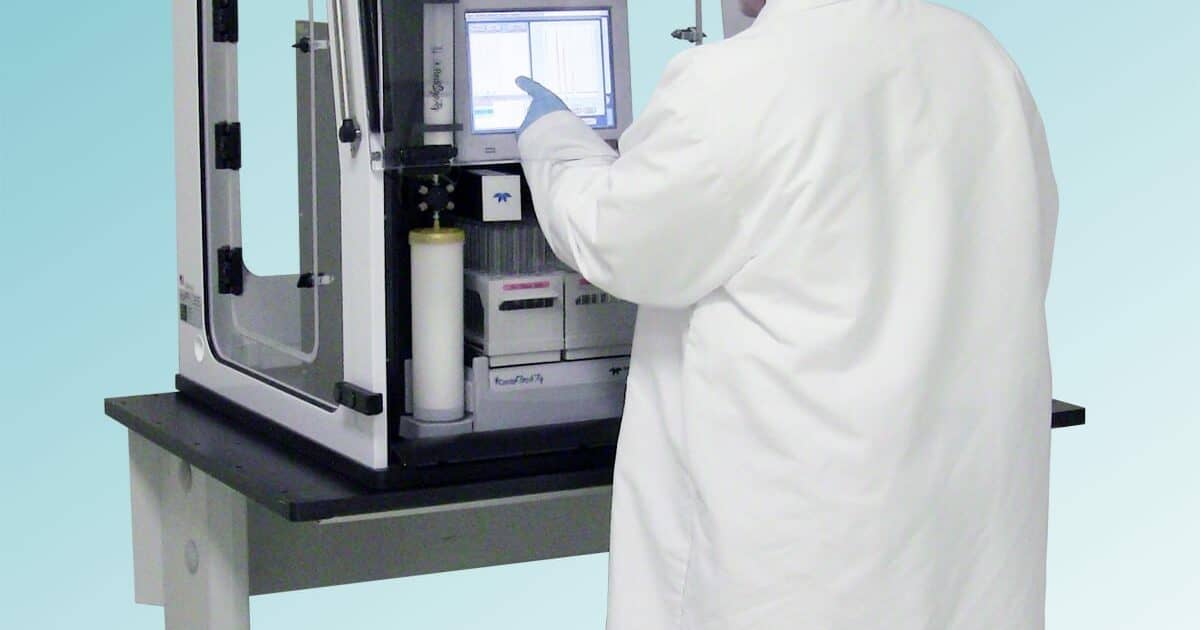 Lightweight Enclosure Simplifies Loading Process