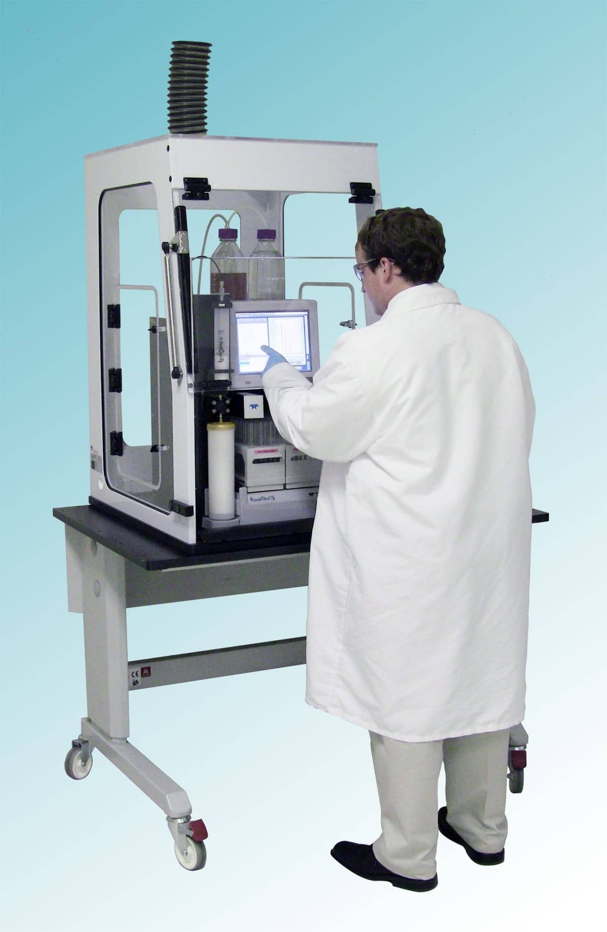 Lightweight Enclosure Simplifies Loading Process