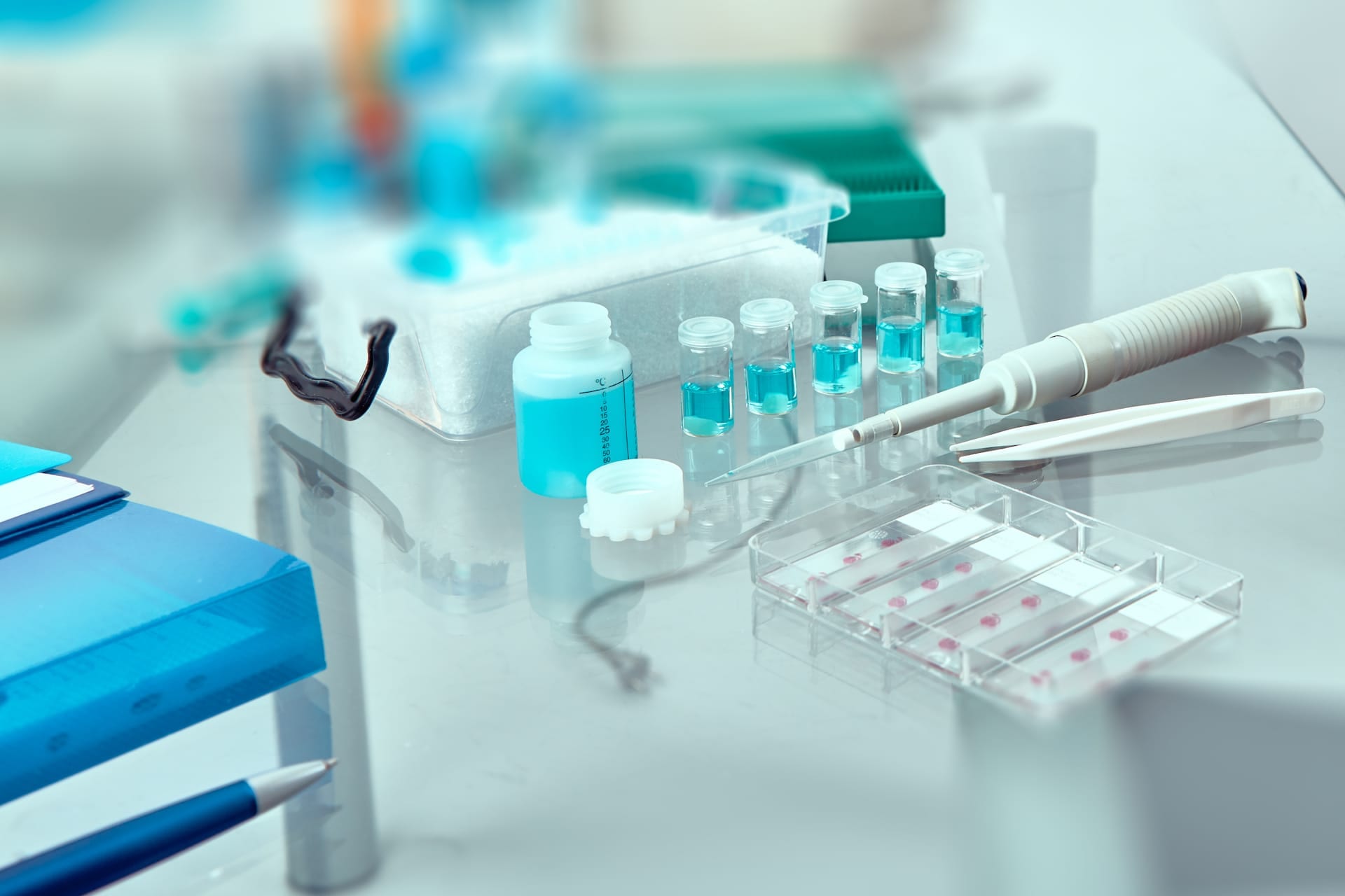 Caprion-HistoGeneX Acquires Mosaic Laboratories | Clinical Lab Products